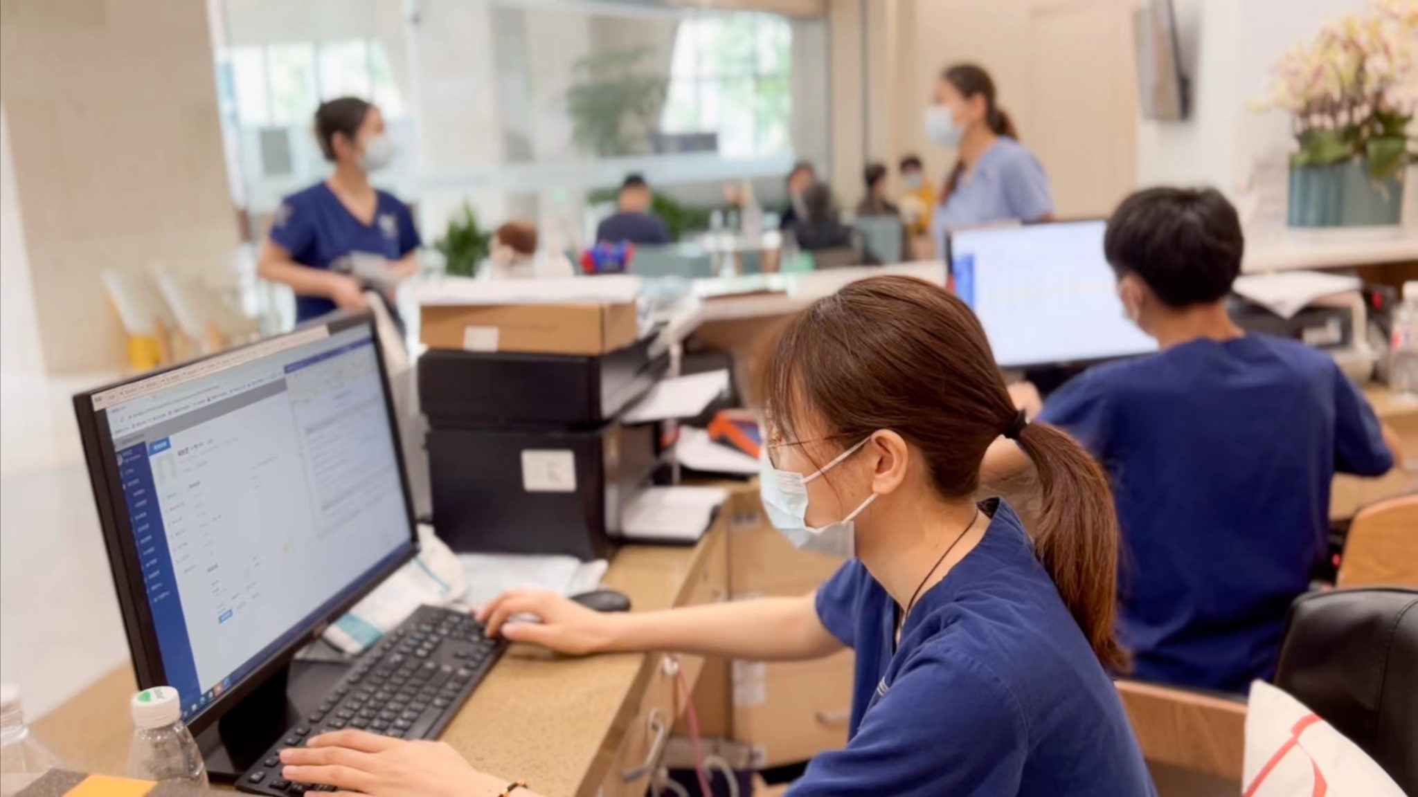 ABOUT US – 张强医生集团 Dr. Smile Medical Group 官方网站